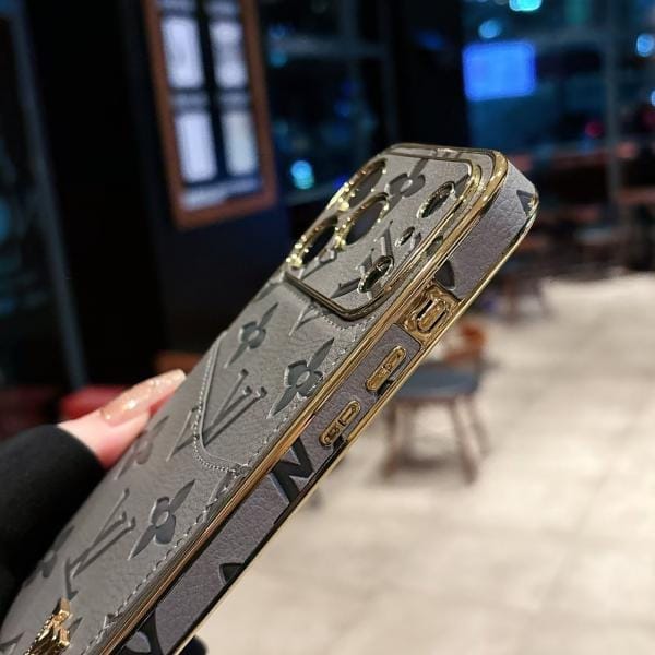 iPhone 15 Series Slim Wallet Case – Gold Frame & Card Holder